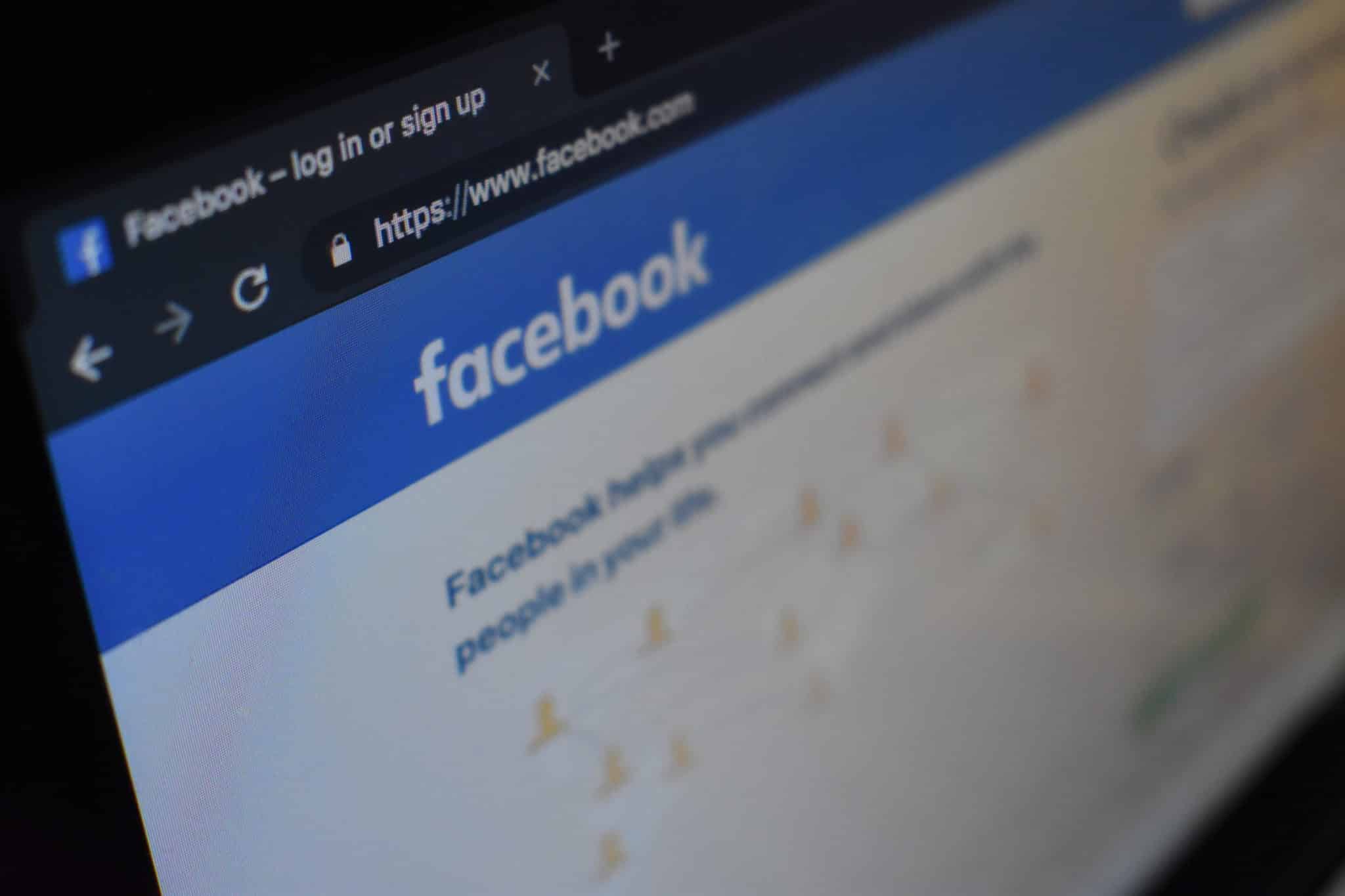 Easy e-mail and Facebook guide for seniors - Elizz